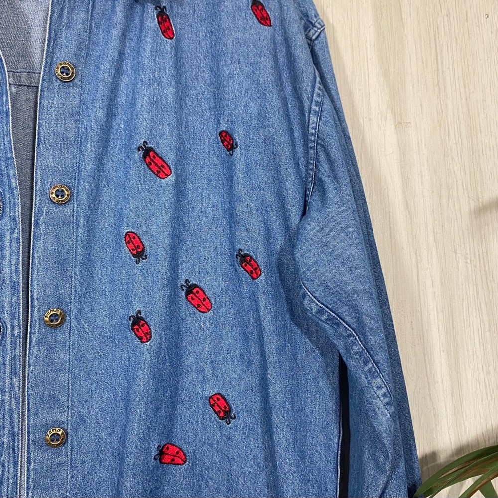 Mary Jane Lady Bug Beetle Embroidered Button Down Cha… - Gem